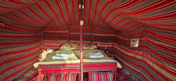 Authentic Desert Camp - Al Wasil - Oman