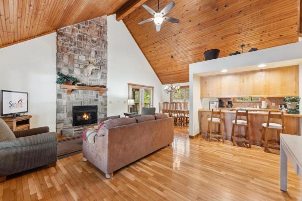 Mayberry Lodge Cabin - Branson West, MO