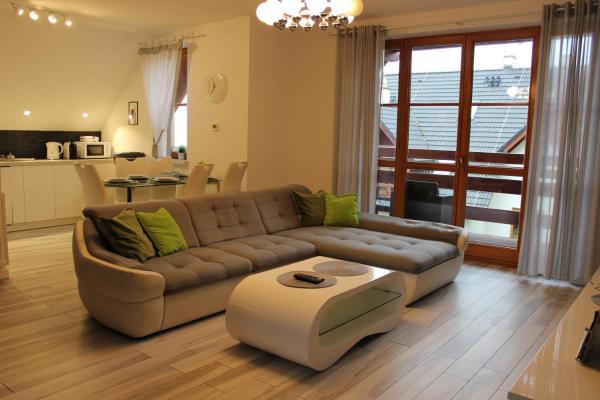 "Apartament Bacardi" W Karpaczu Na Osiedlu "Apartamenty Pod ŚNieżką" - Pec pod Sněžkou