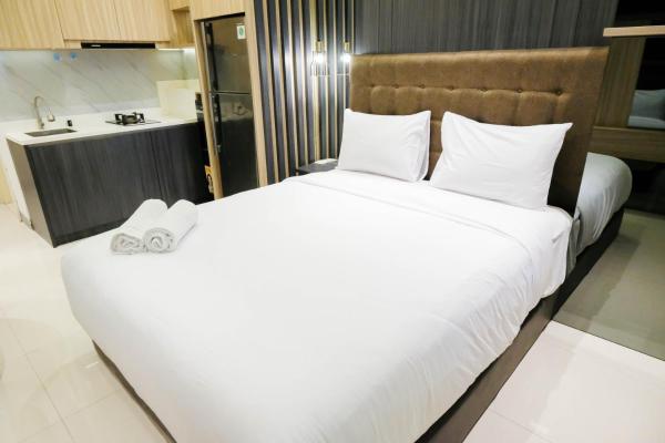 Warm Studio With Access To Mall At Anderson Supermall Mansion Apartment By Travelio - 수라바야