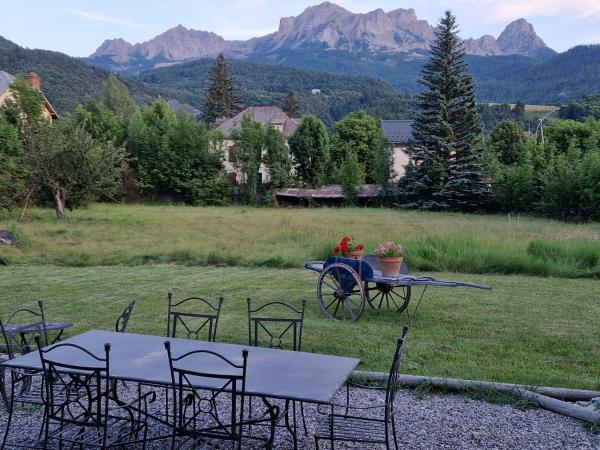 Maison Dans Parc Clôturé - Barcelonnette