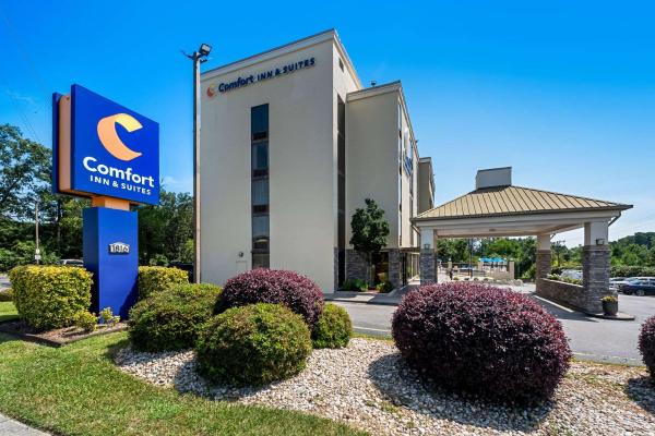 Comfort Inn & Suites Durham Near Duke University - Hillsborough, NC