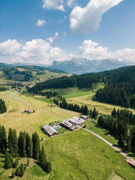 Dolomites Living Hotel Tirler - Pozza di Fassa
