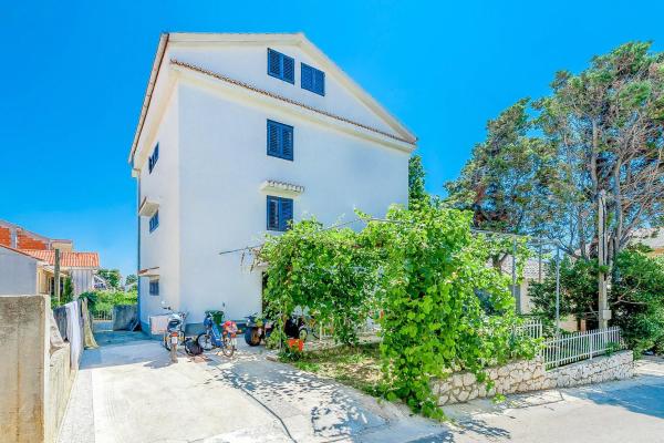 Apartments Goga - Novalja