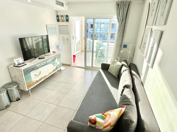 Canelita Con Piscina, Soleada Terraza Amplia Wifi Y Parking - Corralejo