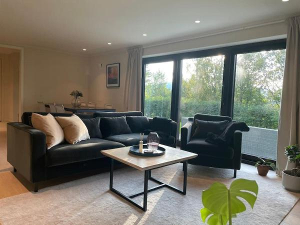 Modern Apartment In Quiet Neighborhood - Tromsø