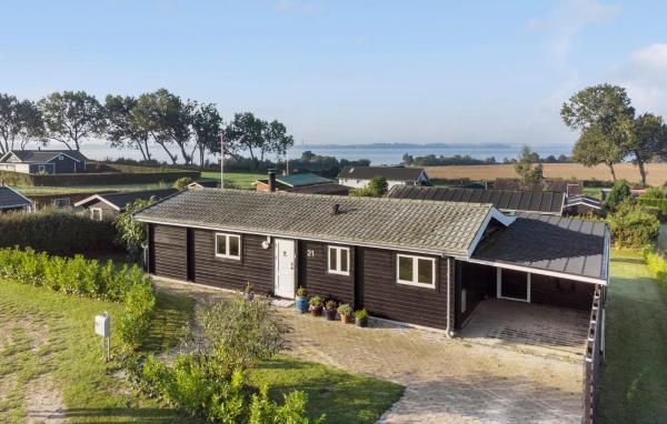 Pet Friendly Home In Bogø By With Wifi - Tanska