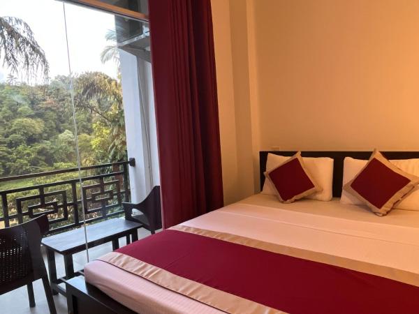 Kandy Rivers Edge Nature Resort - Kandy