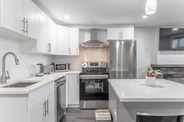Downtown 1br, 1bath Bsmt Suite - Yellowknife