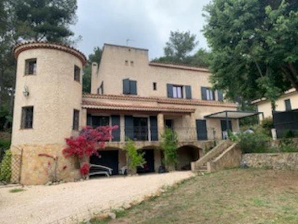 La Villa Lou Castel - Sanary-sur-Mer
