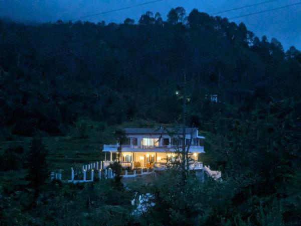 Brook Cottage - Uttarakhand
