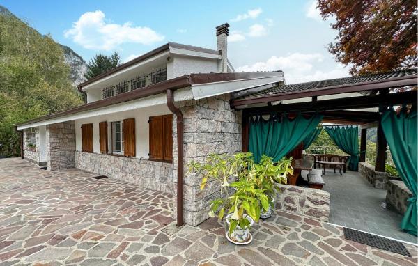 Stunning Apartment In Bordogna - Piazzatorre