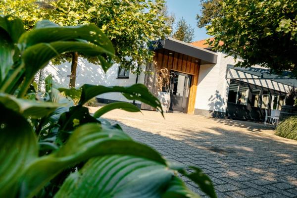 Villa 'T Boshuys - A Private And Green Location For Families Or Friends Up To 16 Guests - Almelo