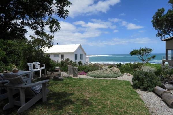 Charming Rondavels 100 Meters From Sea - Hermanus
