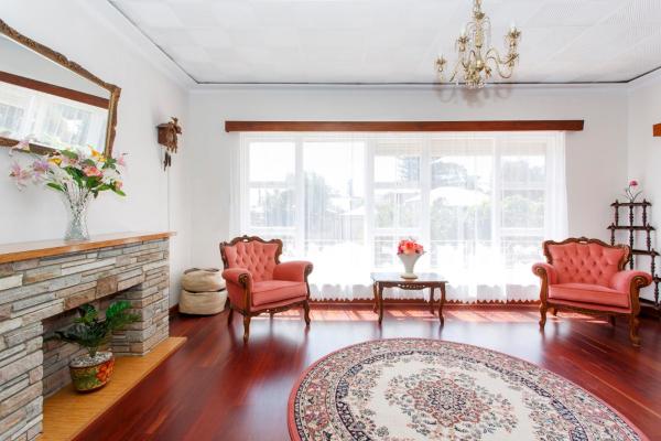 Villa Fiore - Claremont