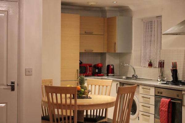 Eldridge Court Apartment - 1 Bedroom - Romford