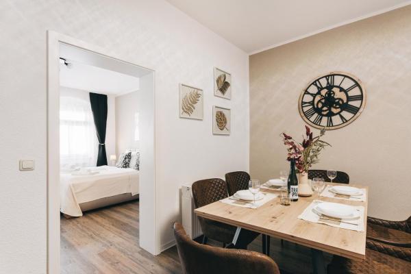 Homely Apartments Großzügige 80qm Zentral & Gratis-parkplatz - Coswig Sachsen, Alemania