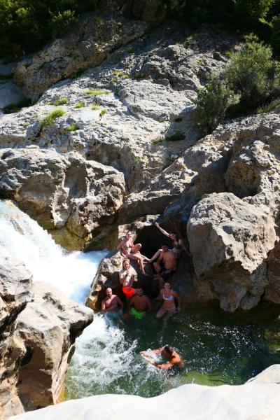 Friends Hostel & Tours - Albania