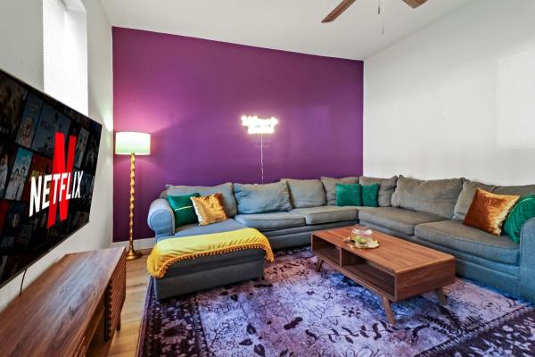 Mardi Gras Hideaway Cozy 2br In Soulard - St. Louis, MO