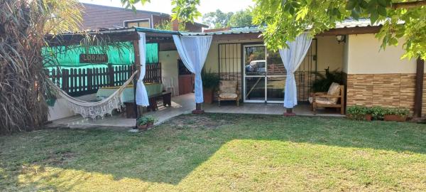 Casa En Playa Hermosa, Para 6 Personas, A 4 Cuadras De La Playa Totalmente Cercada A 7 Minutos De Piriápolis - Uruguay