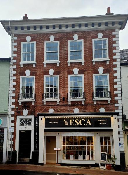 Esca Restaurant With Rooms - Symonds Yat