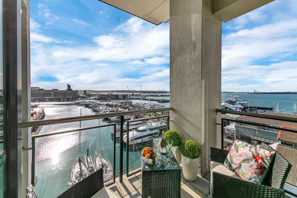 Penthouse Crown - Auckland