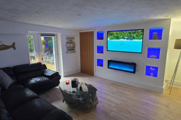 Welcome To The Beach House! - Colwyn Bay