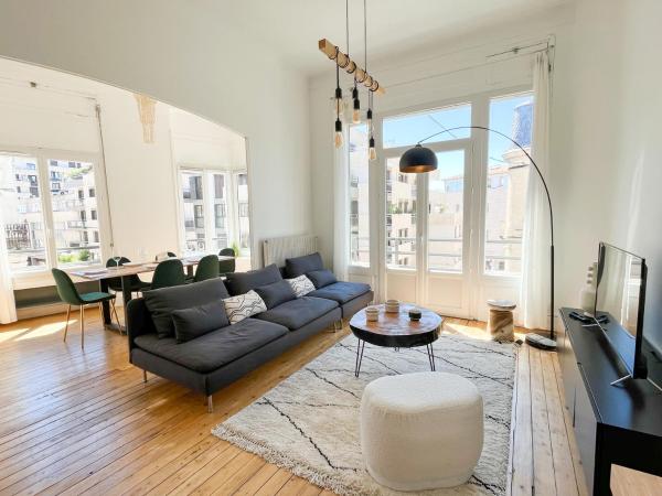 Appartement De Standing En Hyper Centre D Agen Avec Balcon - Agen