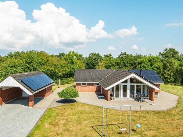 Holiday Home Oksbøl Lxxxii - Denmark
