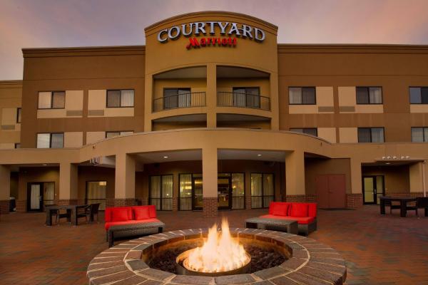 Courtyard By Marriott Waldorf - Waldorf, MD