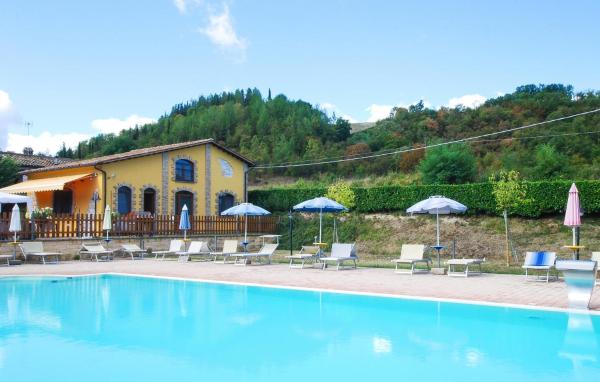 Stunning Home In Sassoferrato - Pergola