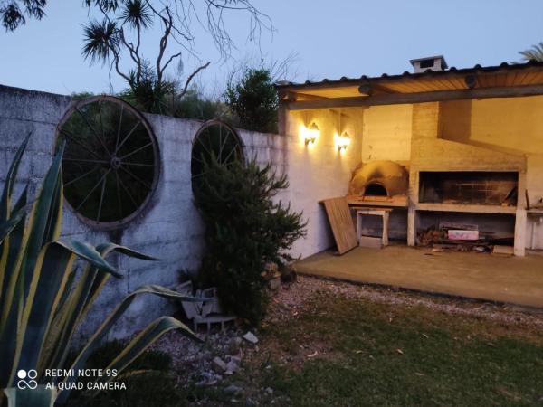 Casa Gran Capacidad En Piriápolis A Cuadras De La Playa San Francisco - Uruguay
