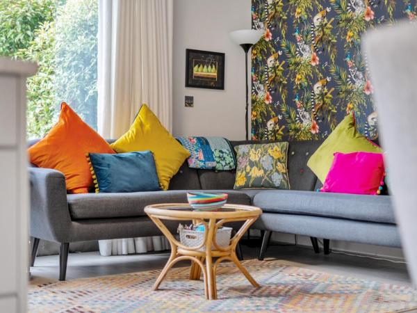 Boutique Family Stay In The Heart Of Surrey - Pass The Keys - Dorking