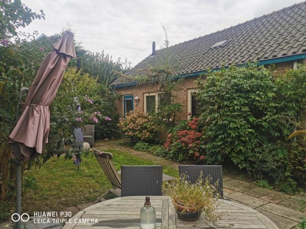 Cottage Egmond-binnen Met Besloten Tuin - Egmond aan Zee