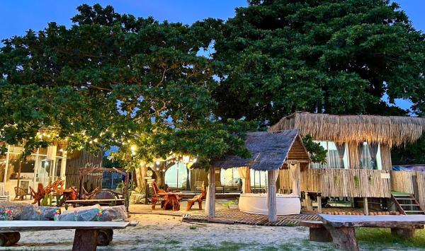 Feel The Sun - Ko Sichang District