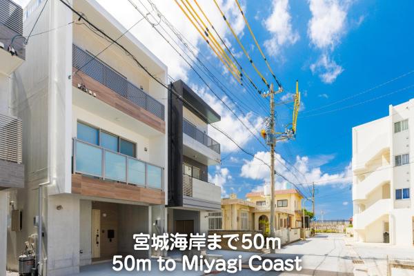 アメリカンヴィレッジまで3分 12名宿泊 築浅物件 周辺には飲食店多数の北谷エリア シーサイド北谷 - Okinawa