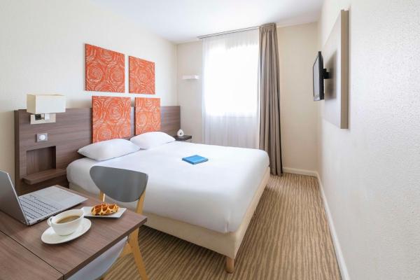 Kyriad Chambéry Centre - Hôtel Et Résidence - Savoie