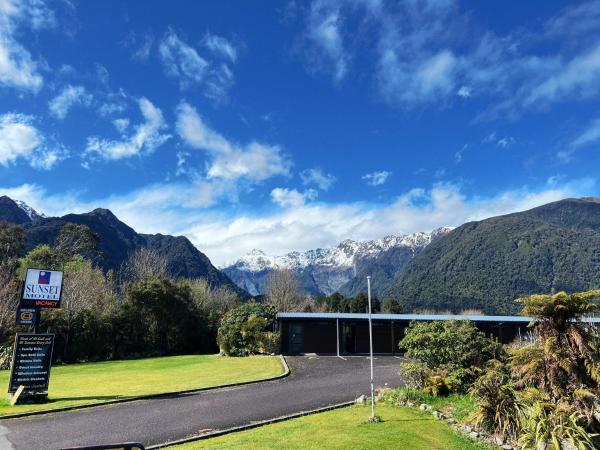 Sunset Motel - Fox Glacier