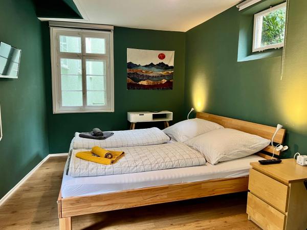 Altstadt-wohnung Mit Waschmaschine Für Familien Und Gruppen - Esslingen