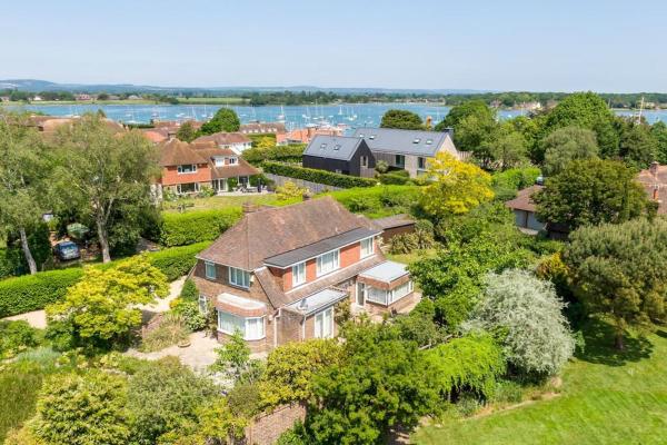 Oldfield Cottage Within Walking Distance Of Pub And Sea - West Wittering