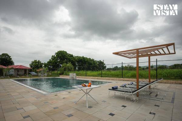 Stayvista At Wildwoods Stone With Pool, Bathtub, Wi-fi - Sawai Madhopur