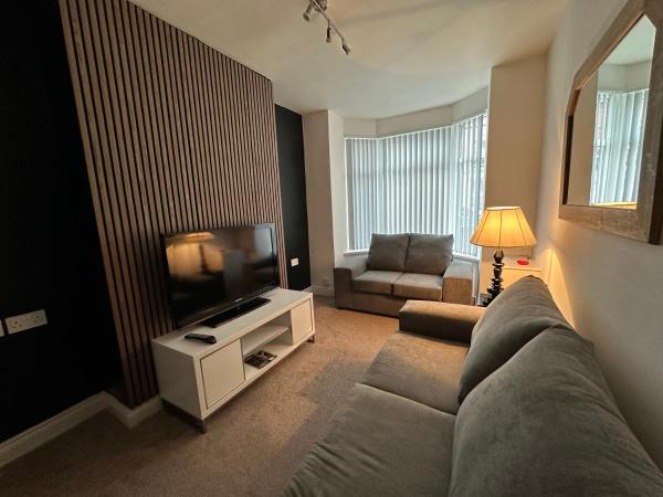 2br Stylish Ormeau Road House - Belfast