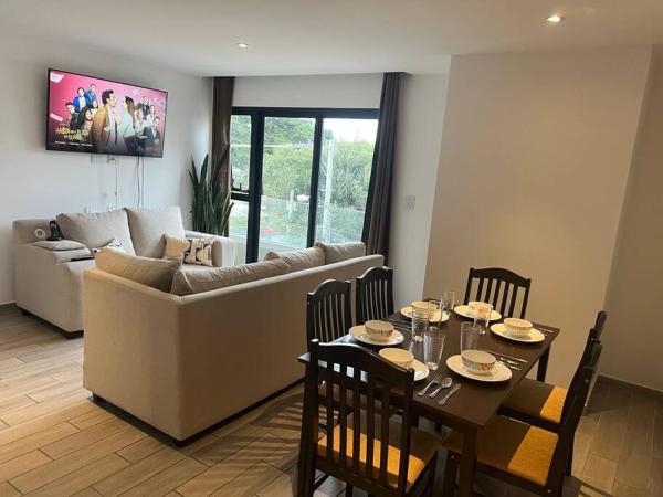 Apartamento Entero De 3 Habitaciones Con Camas Queen En Zona 10 - Guatemala