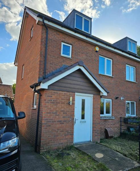 Executive House - Hinckley