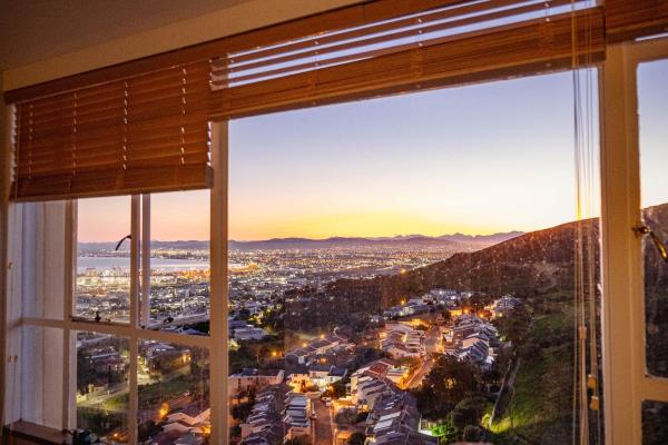 Luxury 1bdrm Apt With A View! - Cape Town