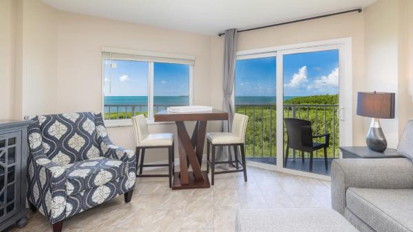 Ocean View Gem Ocean Pointe 3406 - Key Largo, FL