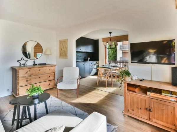 Confort Aux Gets: T2 Avec Balcons, Ski Et Parking - Fr-1-685-83 - Les Gets