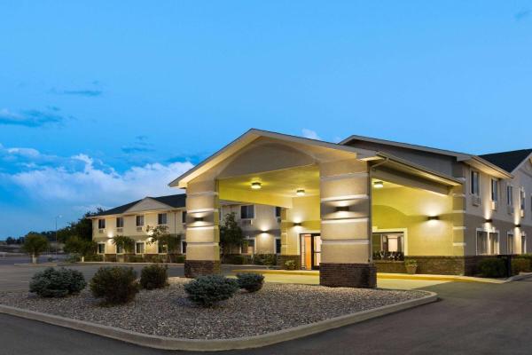 Super 8 By Wyndham Big Timber - United States