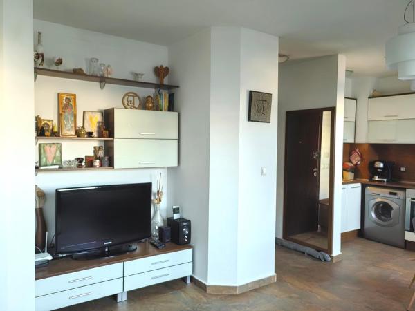 Hristy's 2 Bedroom Spacious Apartment Plus Garage!!! - Sofia