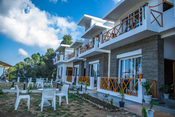 Maatidera Resort Kanatal The Boutique Stay In The Lap Of Himalayas - Dhanaulti